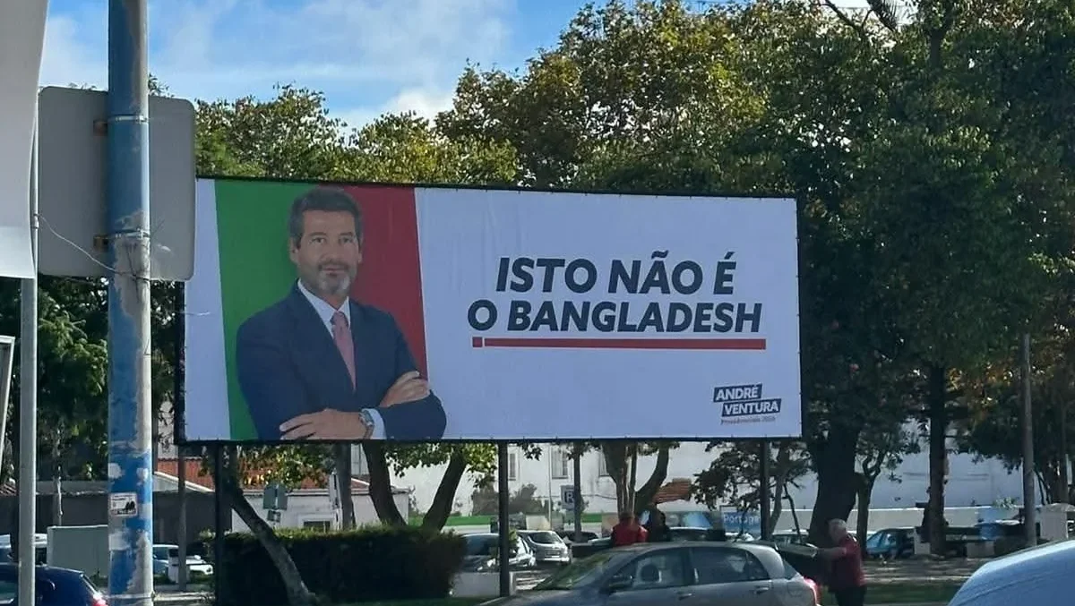 Professor do Bangladesh residente em Lisboa diz que cartaz do Chega não ...